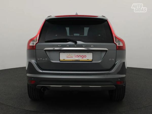 Pelēks Volvo XC60 2016 Viļņa, ar dzinēja tilpumu 2.00 L un nobraukumu 133 tūkst. km par 17199 €, foto 5 vietnē AUTOMOTO.COM.LV