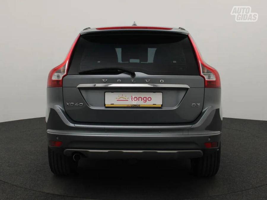 Pelēks Volvo XC60 2016 Viļņa, ar dzinēja tilpumu 2.00 L un nobraukumu 133 tūkst. km par 17199 €, foto 6 vietnē AUTOMOTO.COM.LV