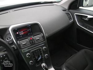Pelēks Volvo XC60 2016 Viļņa, ar dzinēja tilpumu 2.00 L un nobraukumu 133 tūkst. km par 17199 €, foto 22 vietnē AUTOMOTO.COM.LV