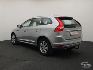 Grey Volvo XC60 2016 in Vilnius, with an engine capacity of 2.00 L and mileage of 220 thousand km for 15599 €, photo 8 on AUTOMOTO.COM.LV