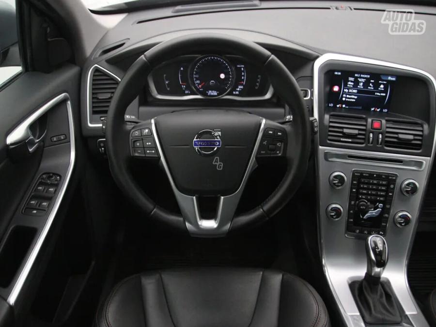 Grey Volvo XC60 2016 in Vilnius, with an engine capacity of 2.00 L and mileage of 220 thousand km for 15599 €, photo 18 on AUTOMOTO.COM.LV