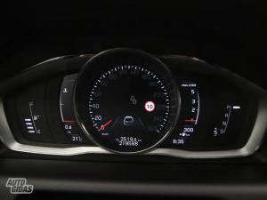 Grey Volvo XC60 2016 in Vilnius, with an engine capacity of 2.00 L and mileage of 220 thousand km for 15599 €, photo 20 on AUTOMOTO.COM.LV
