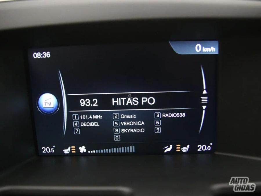 Grey Volvo XC60 2016 in Vilnius, with an engine capacity of 2.00 L and mileage of 220 thousand km for 15599 €, photo 23 on AUTOMOTO.COM.LV