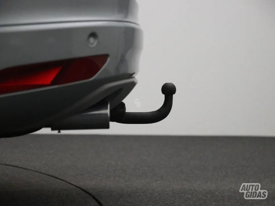Grey Volvo XC60 2016 in Vilnius, with an engine capacity of 2.00 L and mileage of 220 thousand km for 15599 €, photo 30 on AUTOMOTO.COM.LV