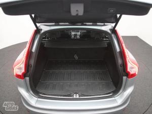 Grey Volvo XC60 2016 in Vilnius, with an engine capacity of 2.00 L and mileage of 220 thousand km for 15599 €, photo 37 on AUTOMOTO.COM.LV