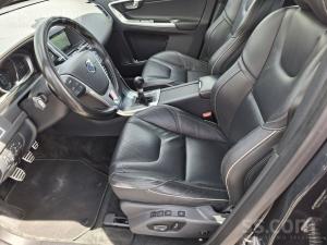 Pelēks Volvo XC60 2016 Rīga, ar dzinēja tilpumu 2.40 L un nobraukumu 294 tūkst. km par 13750 €, foto 9 vietnē AUTOMOTO.COM.LV