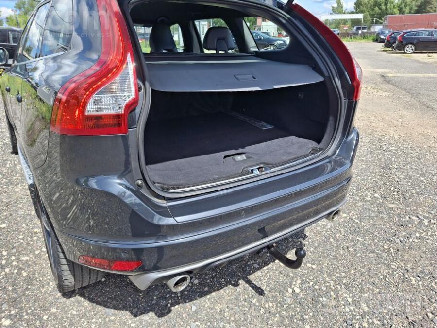 Pelēks Volvo XC60 2016 Rīga, ar dzinēja tilpumu 2.40 L un nobraukumu 294 tūkst. km par 13750 €, foto 13 vietnē AUTOMOTO.COM.LV