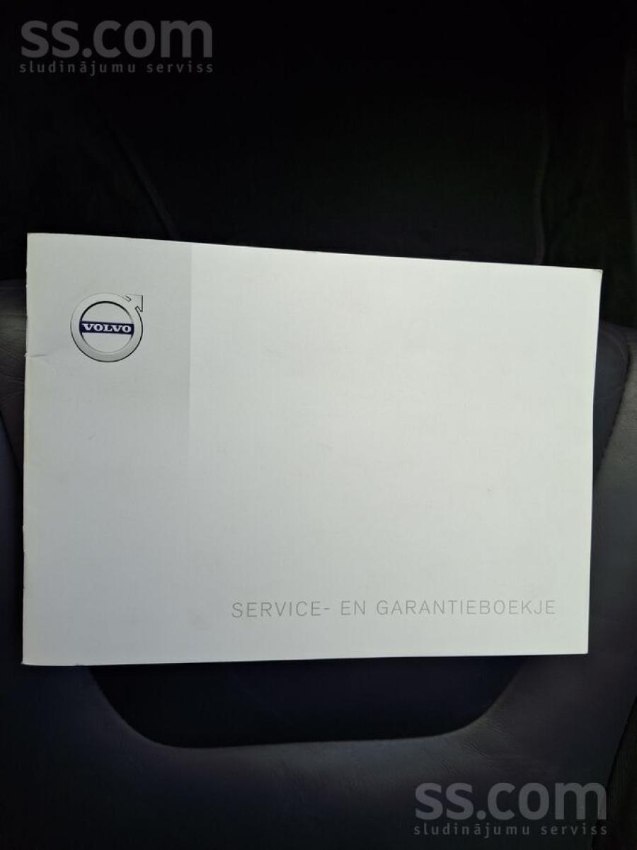 Pelēks Volvo XC60 2016 Rīga, ar dzinēja tilpumu 2.40 L un nobraukumu 294 tūkst. km par 13750 €, foto 22 vietnē AUTOMOTO.COM.LV