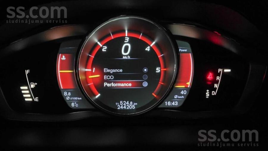 Серый Вольво ХС60 2016 в Лудза, объемом двигателя 2.40 л и пробегом 249 тыс. км за 14800 €, фото 21 на AUTOMOTO.COM.LV