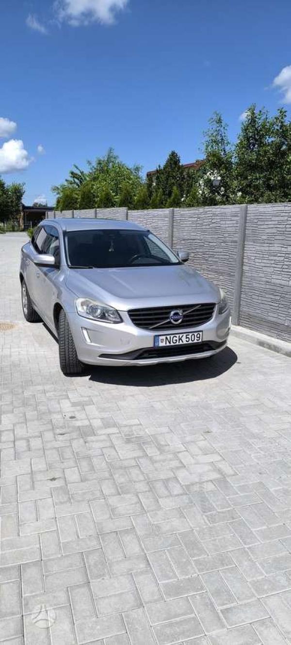 Pelēks Volvo XC60 2016 Kauņa, ar dzinēja tilpumu 1.97 L un nobraukumu 245 tūkst. km par 12500 €, foto 2 vietnē AUTOMOTO.COM.LV