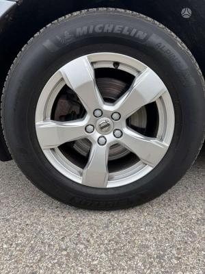 Grey Volvo XC60 2016 in Alytus, with an engine capacity of 2.00 L and mileage of 295 thousand km for 9250 €, photo 6 on AUTOMOTO.COM.LV