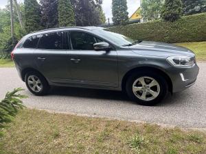 Grey Volvo XC60 2016 in Alytus, with an engine capacity of 2.00 L and mileage of 295 thousand km for 9250 €, photo 11 on AUTOMOTO.COM.LV