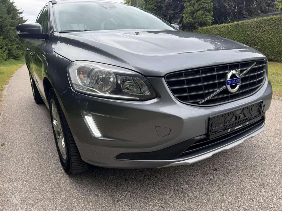 Grey Volvo XC60 2016 in Alytus, with an engine capacity of 2.00 L and mileage of 295 thousand km for 9250 €, photo 13 on AUTOMOTO.COM.LV