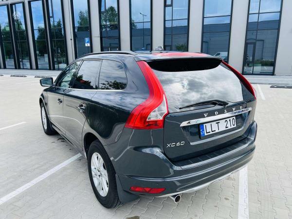 Pelēks Volvo XC60 2016 Viļņa, ar dzinēja tilpumu 2.00 L un nobraukumu 313 tūkst. km par 9000 €, foto 7 vietnē AUTOMOTO.COM.LV