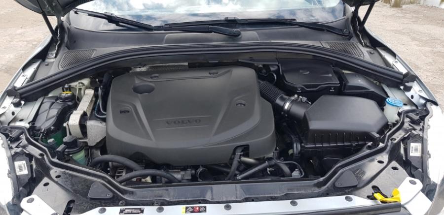 Pelēks Volvo XC60 2016 Rīga, ar dzinēja tilpumu 2.00 L un nobraukumu 303 tūkst. km par 14200 €, foto 14 vietnē AUTOMOTO.COM.LV