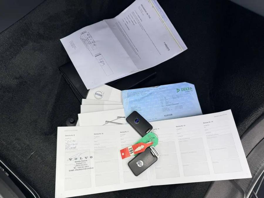 Серый Вольво ХС60 2016 в Рига, объемом двигателя 2.40 л и пробегом 275 тыс. км за 14995 €, фото 28 на AUTOMOTO.COM.LV