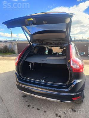 Pelēks Volvo XC60 2016 Rīga, ar dzinēja tilpumu 2.40 L un nobraukumu 243 tūkst. km par 14000 €, foto 5 vietnē AUTOMOTO.COM.LV