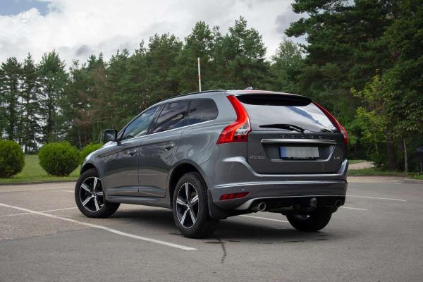 Pelēks Volvo XC60 2016 Elektrėnai, ar dzinēja tilpumu 2.40 L un nobraukumu 285 tūkst. km par 14750 €, foto 5 vietnē AUTOMOTO.COM.LV