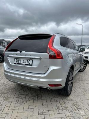Grey Volvo XC60 2016 in Kaunas, with an engine capacity of 1.97 L and mileage of 149 thousand km for 10300 €, photo 11 on AUTOMOTO.COM.LV