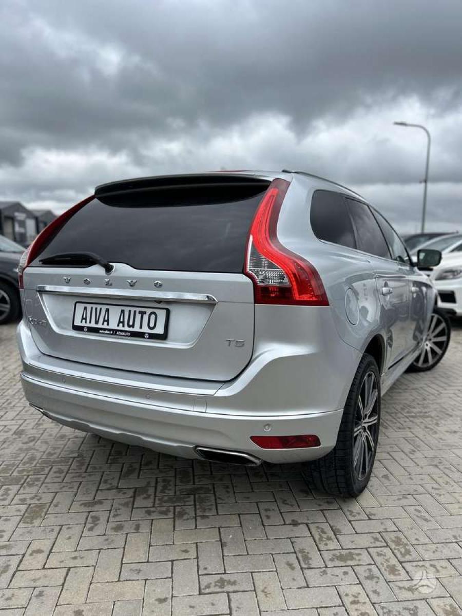 Grey Volvo XC60 2016 in Kaunas, with an engine capacity of 1.97 L and mileage of 149 thousand km for 10300 €, photo 11 on AUTOMOTO.COM.LV