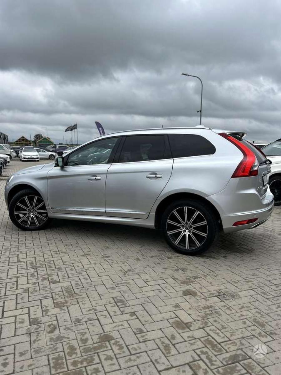 Grey Volvo XC60 2016 in Kaunas, with an engine capacity of 1.97 L and mileage of 149 thousand km for 10300 €, photo 15 on AUTOMOTO.COM.LV