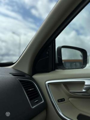 Grey Volvo XC60 2016 in Kaunas, with an engine capacity of 1.97 L and mileage of 149 thousand km for 10300 €, photo 31 on AUTOMOTO.COM.LV