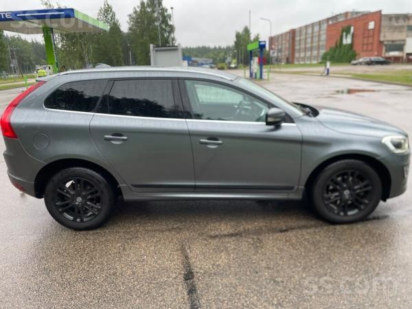 Pelēks Volvo XC60 2016 Rīga, ar dzinēja tilpumu 2.40 L un nobraukumu 205 tūkst. km par 13500 €, foto 1 vietnē AUTOMOTO.COM.LV