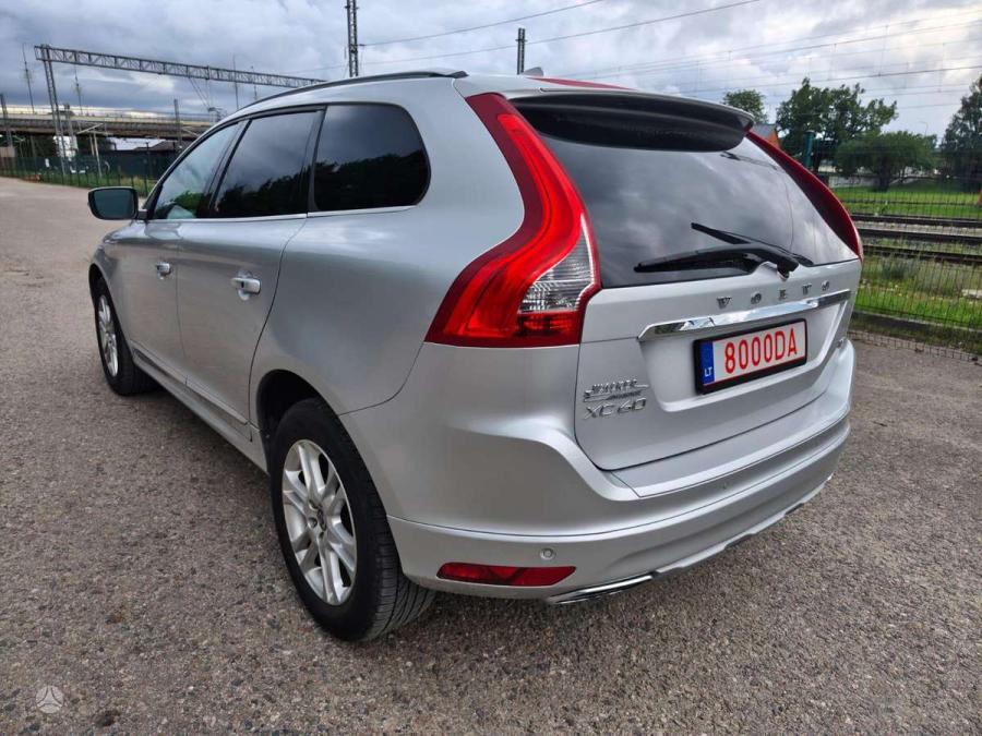 Pelēks Volvo XC60 2016 Šauļi, ar dzinēja tilpumu 2.00 L un nobraukumu 255 tūkst. km par 12650 €, foto 7 vietnē AUTOMOTO.COM.LV