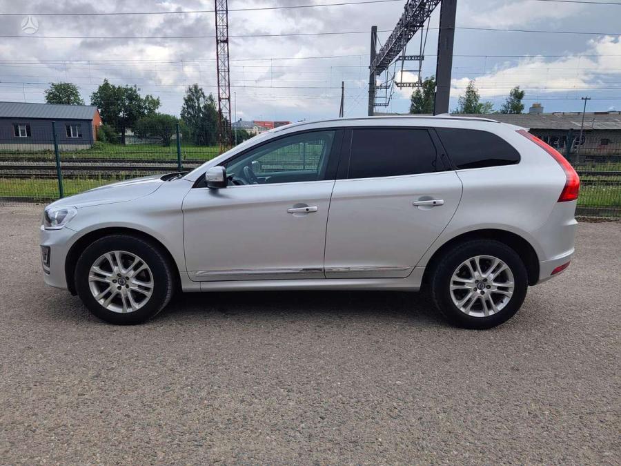 Pelēks Volvo XC60 2016 Šauļi, ar dzinēja tilpumu 2.00 L un nobraukumu 255 tūkst. km par 12650 €, foto 9 vietnē AUTOMOTO.COM.LV