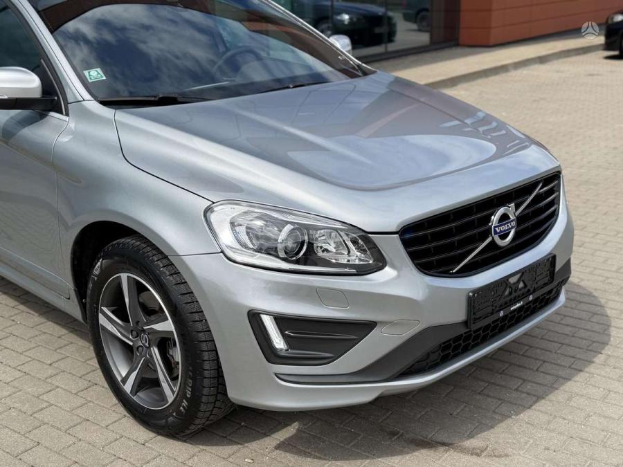 Pelēks Volvo XC60 2016 Utena, ar dzinēja tilpumu 2.40 L un nobraukumu 300 tūkst. km par 14450 €, foto 6 vietnē AUTOMOTO.COM.LV