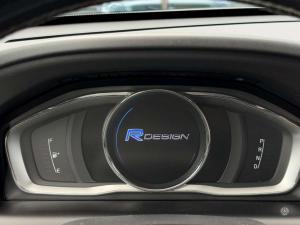 Pelēks Volvo XC60 2016 Utena, ar dzinēja tilpumu 2.40 L un nobraukumu 300 tūkst. km par 14450 €, foto 23 vietnē AUTOMOTO.COM.LV