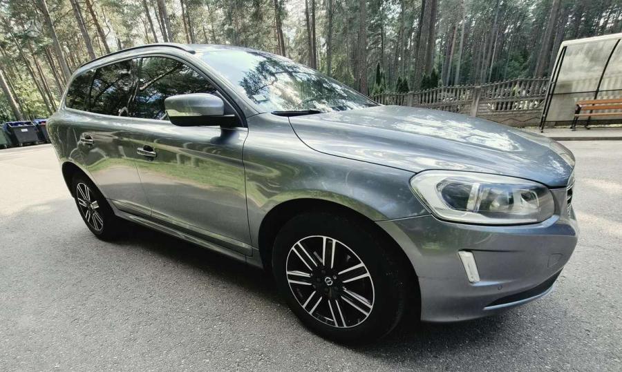 Pelēks Volvo XC60 2016 Viļņa, ar dzinēja tilpumu 2.40 L un nobraukumu 222 tūkst. km par 14850 €, foto 8 vietnē AUTOMOTO.COM.LV