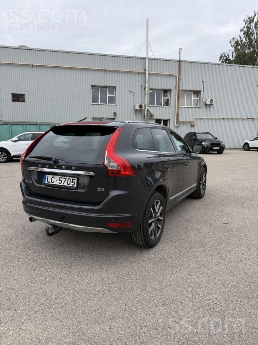 Grey Volvo XC60 2016 in Riga, with an engine capacity of 2.00 L and mileage of 189 thousand km for 10000 €, photo 6 on AUTOMOTO.COM.LV