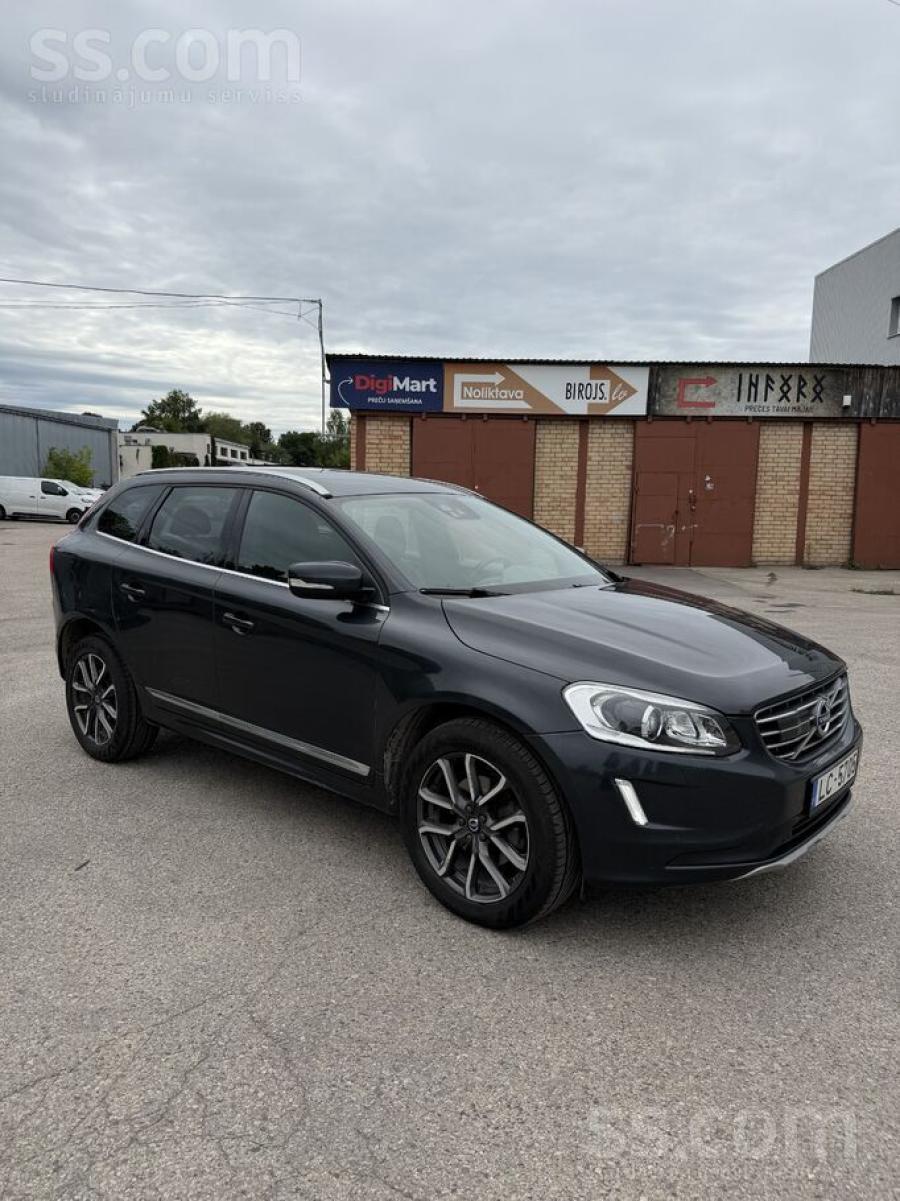 Grey Volvo XC60 2016 in Riga, with an engine capacity of 2.00 L and mileage of 189 thousand km for 10000 €, photo 8 on AUTOMOTO.COM.LV