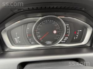 Grey Volvo XC60 2016 in Riga, with an engine capacity of 2.00 L and mileage of 189 thousand km for 10000 €, photo 18 on AUTOMOTO.COM.LV