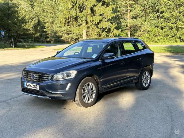 Grey Volvo XC60 2016 in Pakruojis, with an engine capacity of 2.40 L and mileage of 278 thousand km for 4800 €, photo 3 on AUTOMOTO.COM.LV