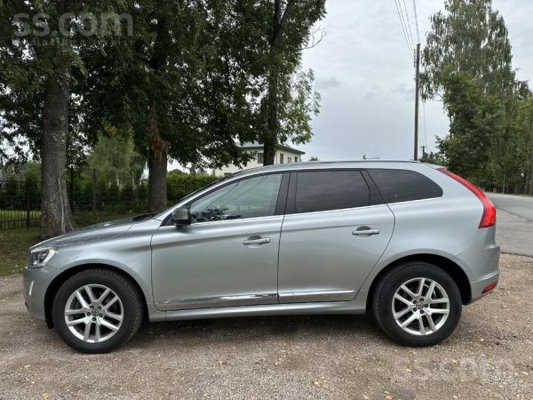 Pelēks Volvo XC60 2016 Rīga, ar dzinēja tilpumu 2.00 L un nobraukumu 0 tūkst. km par 10500 €, foto 2 vietnē AUTOMOTO.COM.LV
