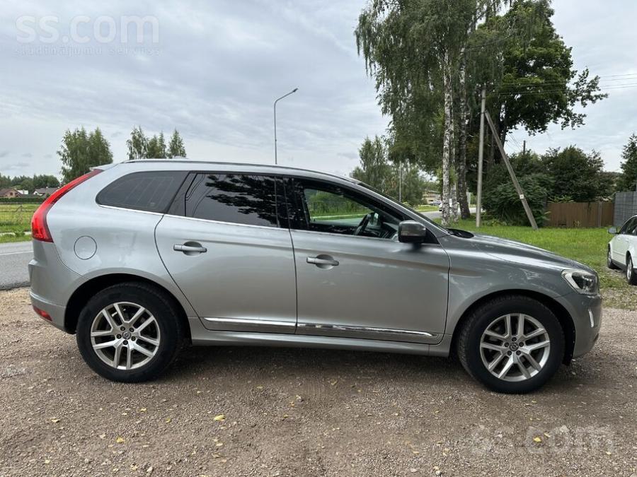 Pelēks Volvo XC60 2016 Rīga, ar dzinēja tilpumu 2.00 L un nobraukumu 0 tūkst. km par 10500 €, foto 7 vietnē AUTOMOTO.COM.LV