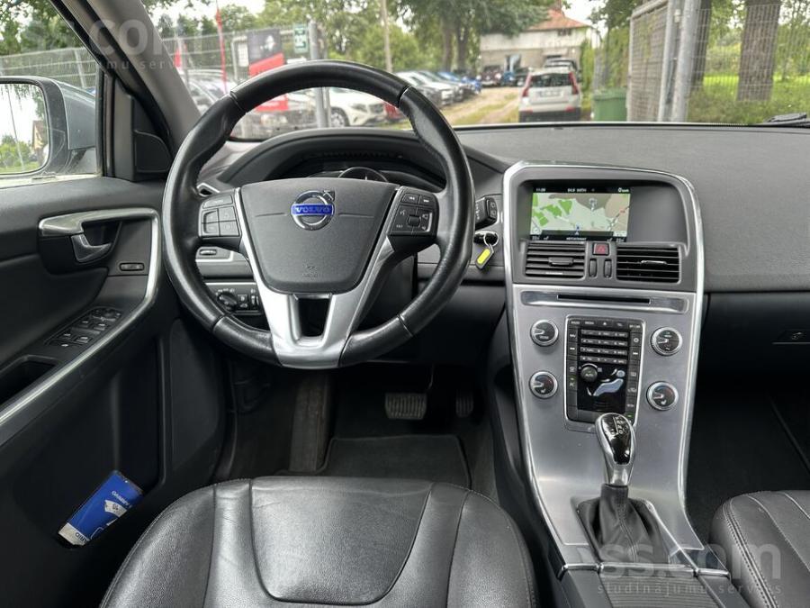 Pelēks Volvo XC60 2016 Rīga, ar dzinēja tilpumu 2.00 L un nobraukumu 0 tūkst. km par 10500 €, foto 23 vietnē AUTOMOTO.COM.LV