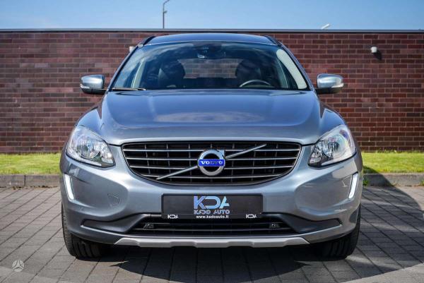 Grey Volvo XC60 2016 in Marijampole, with an engine capacity of 1.97 L and mileage of 205 thousand km for 11250 €, photo 3 on AUTOMOTO.COM.LV