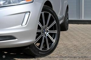 Grey Volvo XC60 2016 in Kretinga, with an engine capacity of 2.50 L and mileage of 219 thousand km for 12999 €, photo 7 on AUTOMOTO.COM.LV