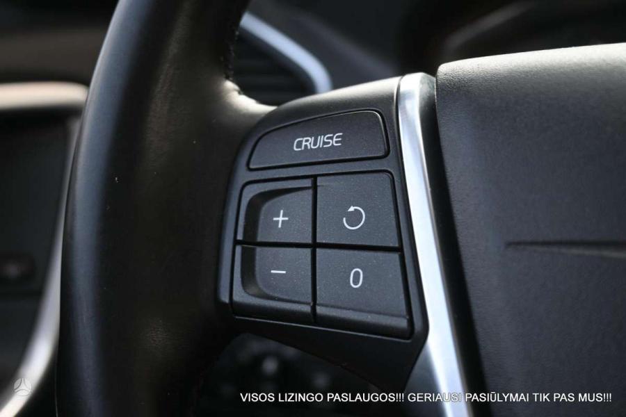 Grey Volvo XC60 2016 in Kretinga, with an engine capacity of 2.50 L and mileage of 219 thousand km for 12999 €, photo 32 on AUTOMOTO.COM.LV