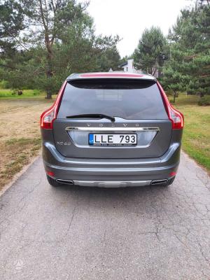 Pelēks Volvo XC60 2016 Viļņa, ar dzinēja tilpumu 2.40 L un nobraukumu 125 tūkst. km par 14100 €, foto 9 vietnē AUTOMOTO.COM.LV