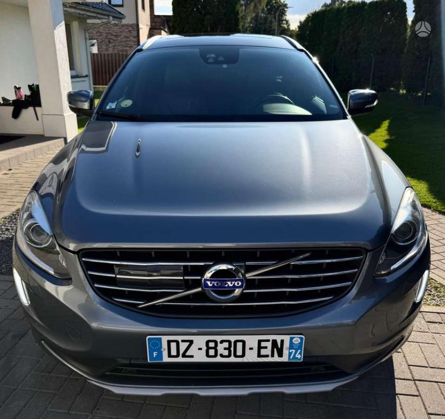 Pelēks Volvo XC60 2016 Kauņa, ar dzinēja tilpumu 2.40 L un nobraukumu 262 tūkst. km par 14850 €, foto 19 vietnē AUTOMOTO.COM.LV