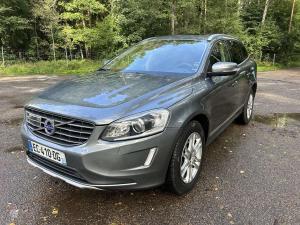 Grey Volvo XC60 2016 in Taurage, with an engine capacity of 2.40 L and mileage of 300 thousand km for 12450 €, photo 1 on AUTOMOTO.COM.LV