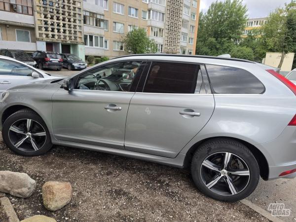 Grey Volvo XC60 2016 in Klaipeda, with an engine capacity of 2.40 L and mileage of 265 thousand km for 11800 €, photo 1 on AUTOMOTO.COM.LV