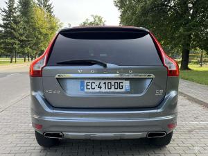 Grey Volvo XC60 2016 in Taurage, with an engine capacity of 2.40 L and mileage of 325 thousand km for 11450 €, photo 6 on AUTOMOTO.COM.LV