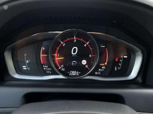 Grey Volvo XC60 2016 in Taurage, with an engine capacity of 2.40 L and mileage of 325 thousand km for 11450 €, photo 28 on AUTOMOTO.COM.LV