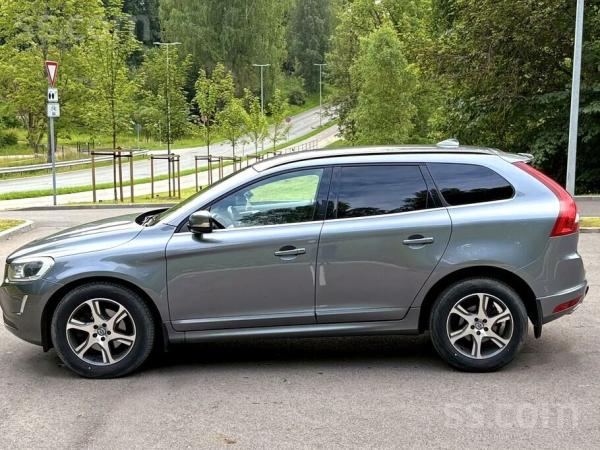 Pelēks Volvo XC60 2016 Cēsis, ar dzinēja tilpumu 2.40 L un nobraukumu 288 tūkst. km par 11500 €, foto 4 vietnē AUTOMOTO.COM.LV