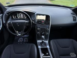 Grey Volvo XC60 2016 in Kretinga, with an engine capacity of 2.00 L and mileage of 216 thousand km for 11999 €, photo 12 on AUTOMOTO.COM.LV
